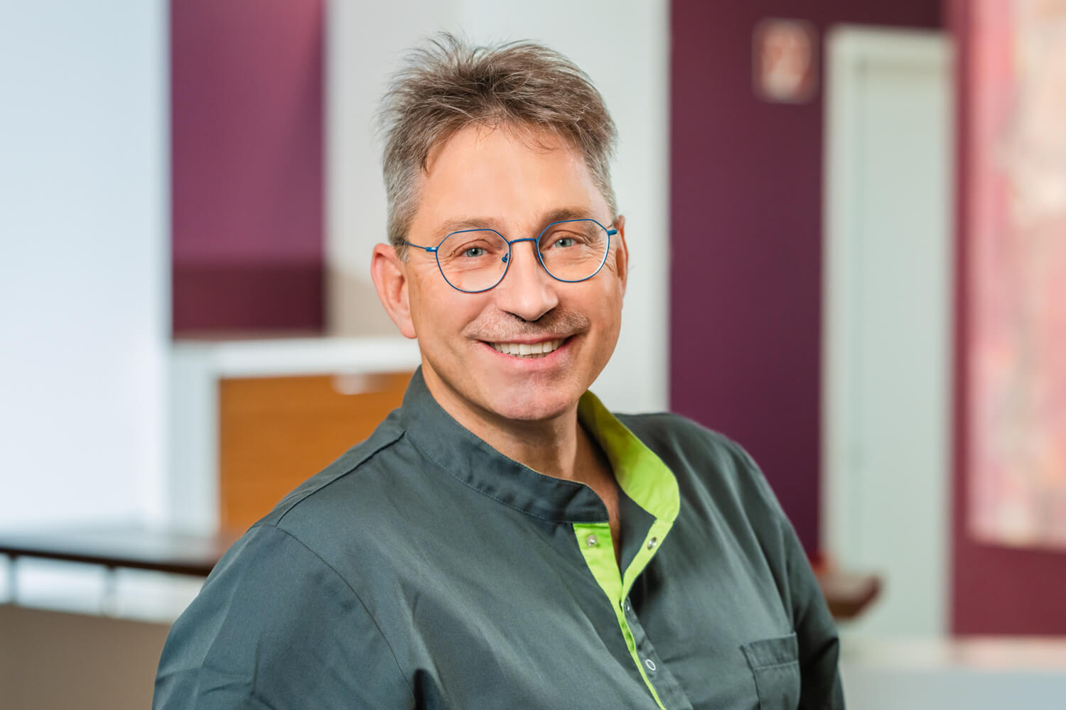 Zahnmedizin am EVK — Dr. Christof Becker