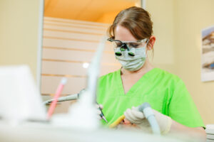 Zahnmedizin am EVK — Dr. Christof Becker